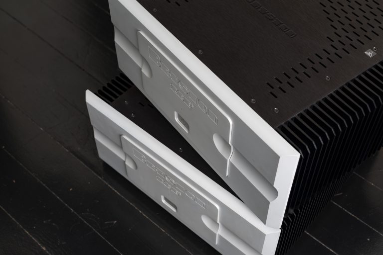 Amplifiers – Bryston